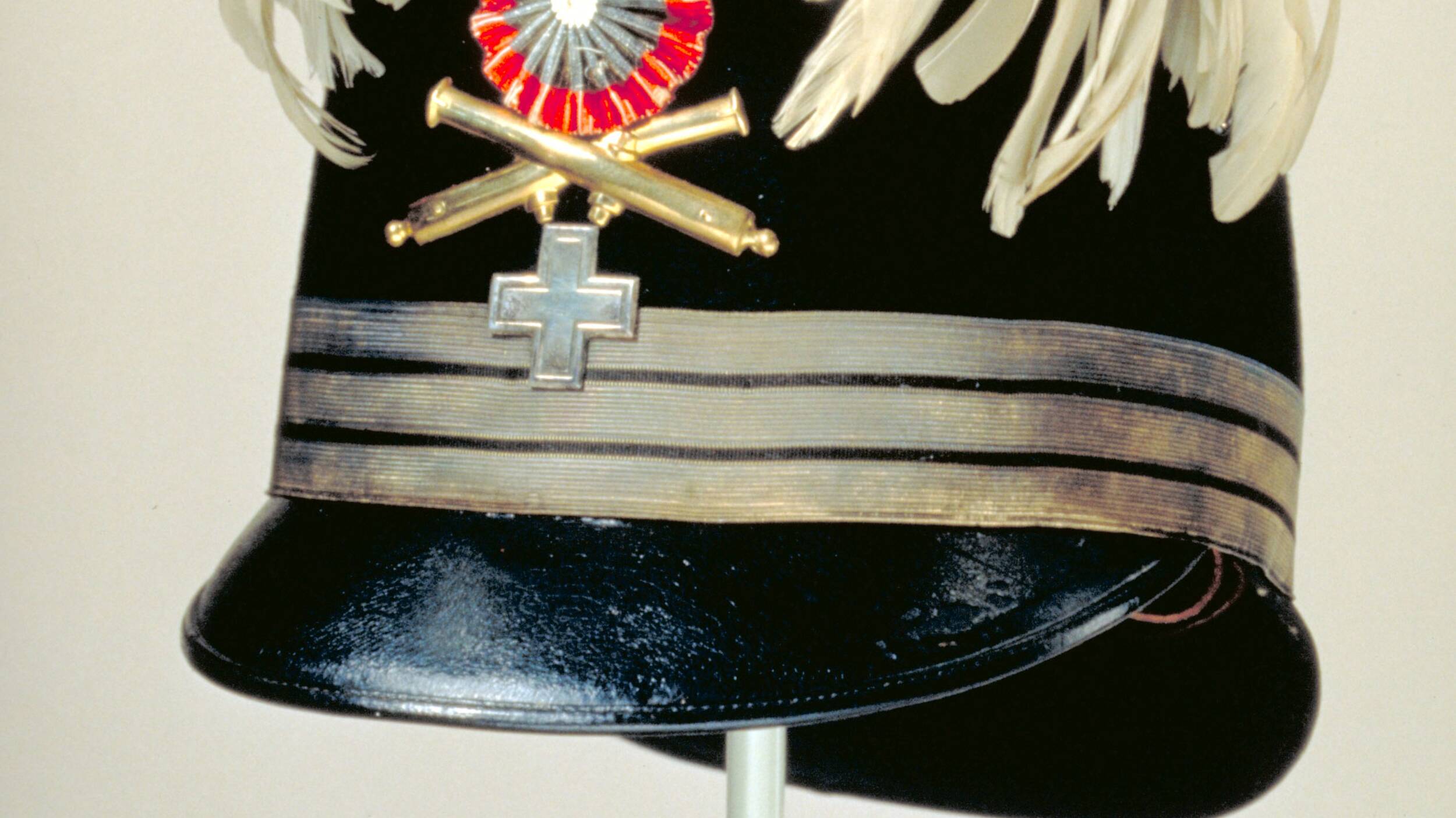 Weaponry & uniforms - Forum of Swiss History Schwyz